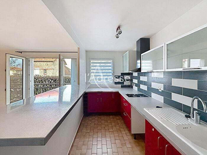 Appartement à vendre - Chelles, Centre-ville, Gare, Abbesses - 2 pièces - 1 chambre