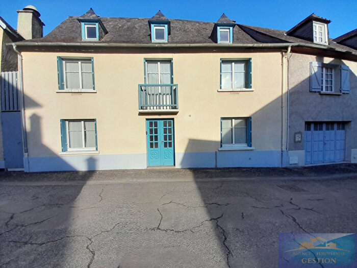 Maison à vendre - Arrens-Marsous - 7 pièces - 5 chambres