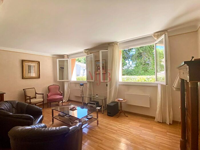 Appartement 5 pièces à vendre à Aix-en-Provence, Val Saint-André