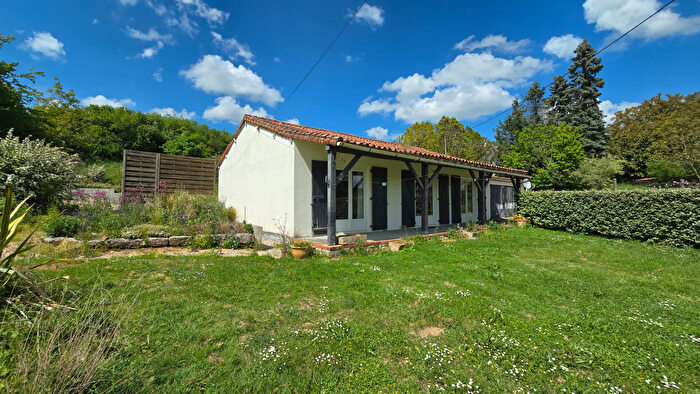 Genouillé : Maison 3 pièces à vendre