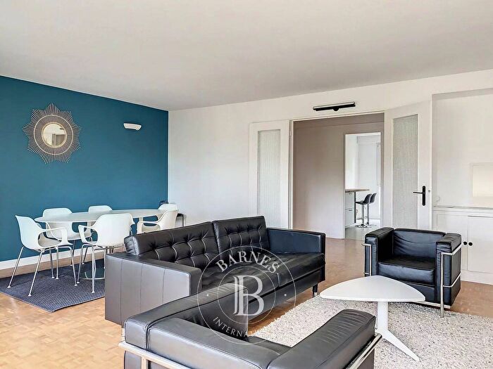 Appartement 4 pièces à Cote d'Argent-Desvallieres-Gambetta, Ville-d'Avray, à louer