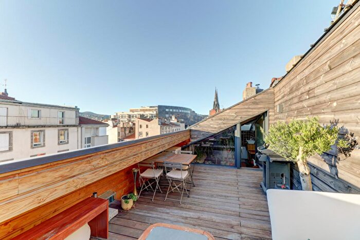 Appartement à vendre - Clermont-Ferrand, Jaude, Fontgiève Saint-Alyre - 4 pièces - 2 chambres