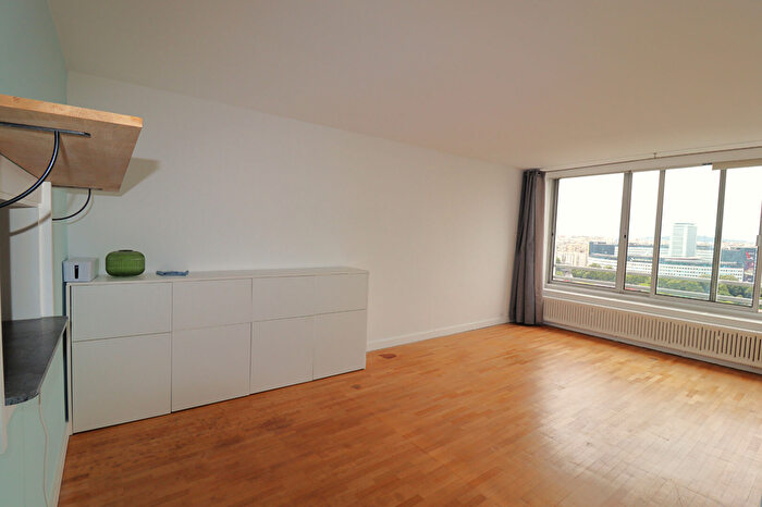 Appartement 3 pièces à Paris 15ème, Emeriau, Zola, à vendre