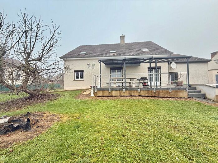 Maison à vendre - Varanges - 7 pièces - 6 chambres