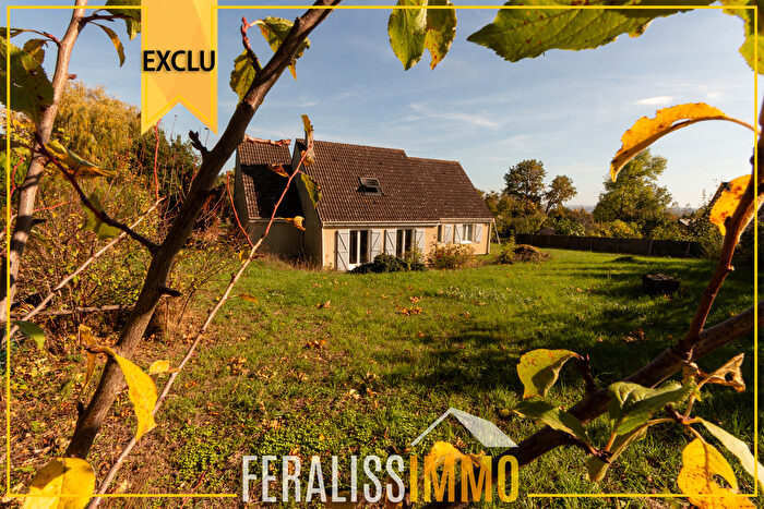 Maison à vendre - Vaux-sur-Seine - 6 pièces - 3 chambres