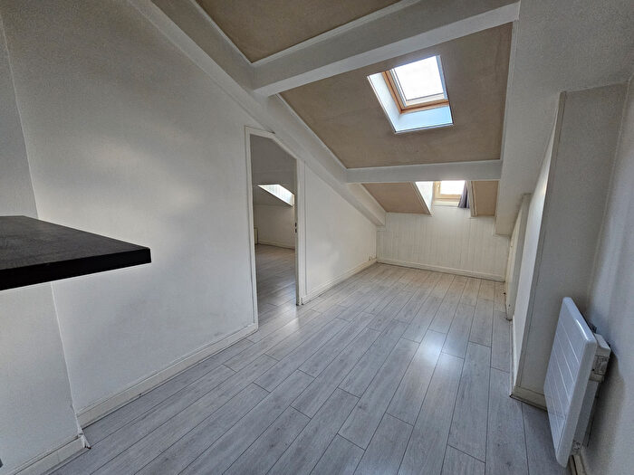 Appartement à vendre - Lyon e , Monchat - 1 pièce - 1 chambre
