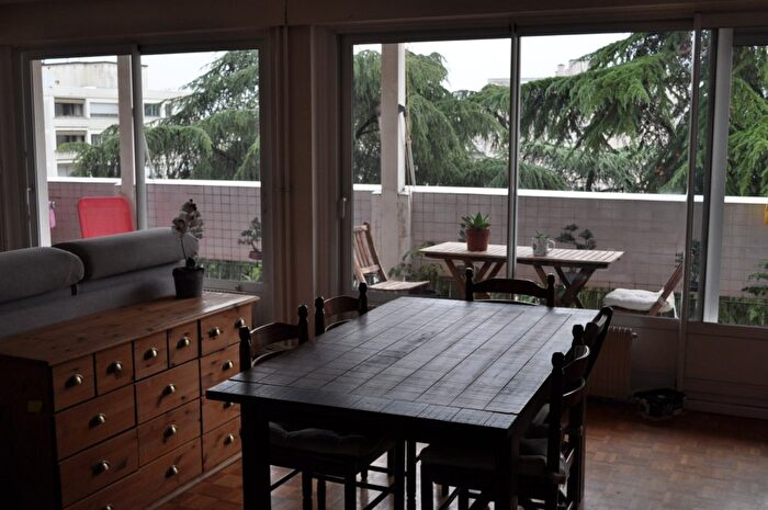 Appartement 4 pièces à louer à Lyon 7ème, Gerland