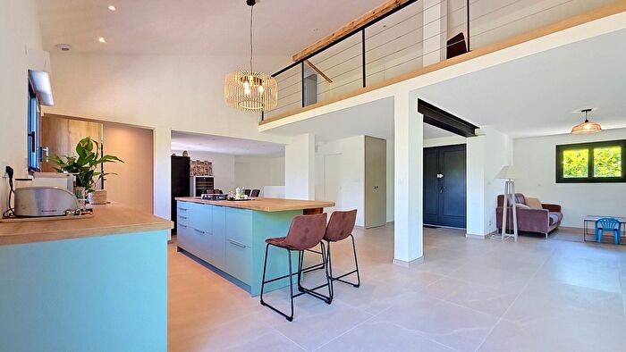 Maison 4 pièces à Montagnac, à vendre