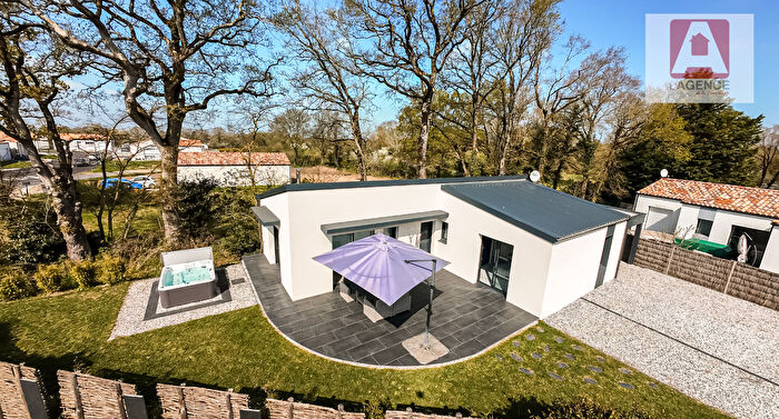 Maison 4 pièces à Saint-Maixent-sur-Vie, à vendre