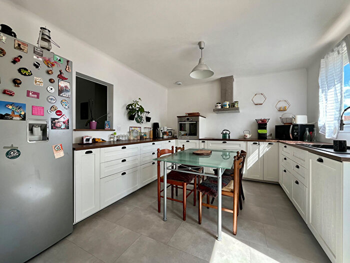 Le Pellerin : Maison 7 pièces à vendre
