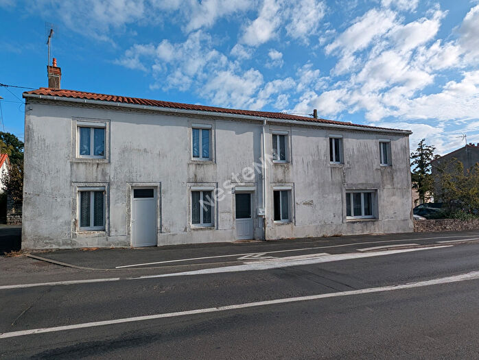 Montaigu - Maison 8 pièces à vendre