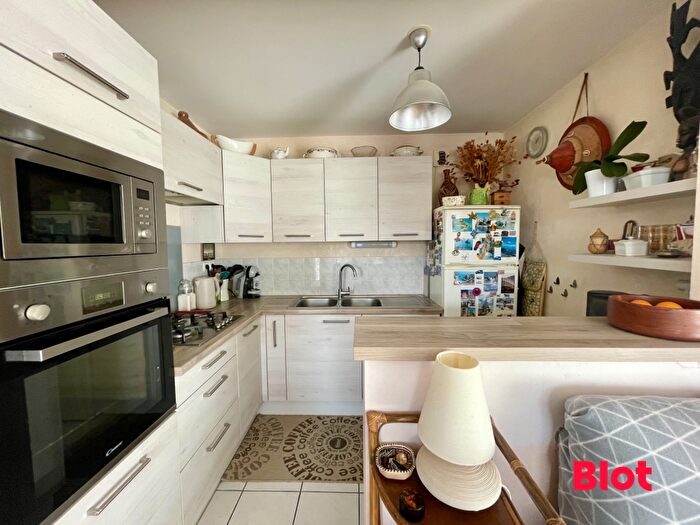 Appartement 3 pièces à Quartiers Nord-Est, Maurepas, à vendre