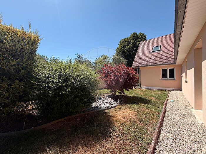 Maison 8 pièces à Saint-Jean-de-Bonneval, à vendre
