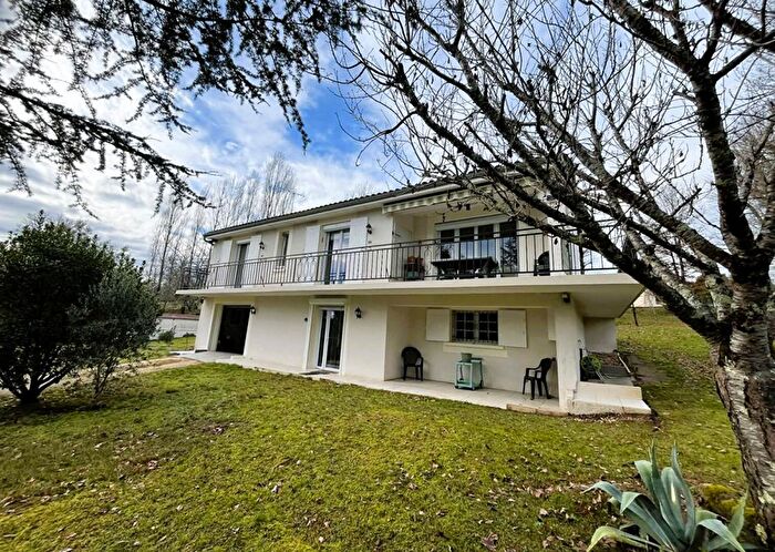 Maison à vendre - Château-lévêque - 5 pièces - 3 chambres