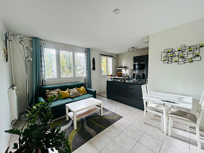 Appartement à vendre - Romainville, Centre-ville - 2 pièces - 1 chambre