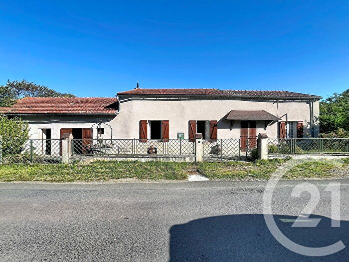 Maison 5 pièces à Le Mayet-d'École, à vendre