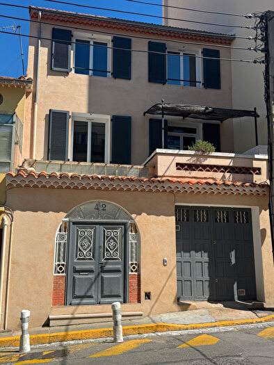 Maison à vendre - Toulon, Le Mourillon, La Mitre, Fort Lamalgue - 6 pièces - 4 chambres