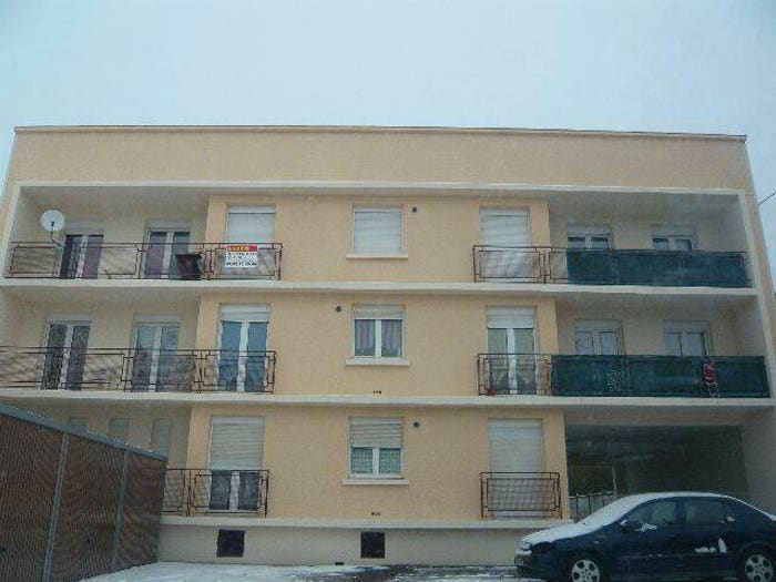 Appartement 4 pièces à louer à Neuves-Maisons