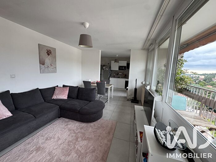 Appartement 4 pièces à Oullins, Golf, Célestins, à vendre