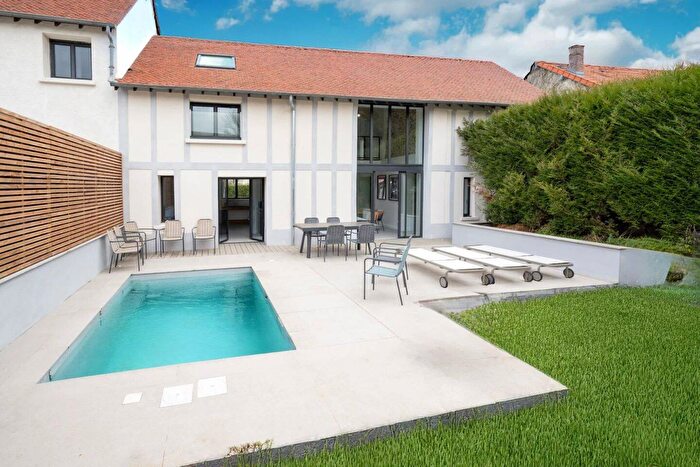 Maison à louer - Magny-le-Hongre - 6 pièces - 4 chambres