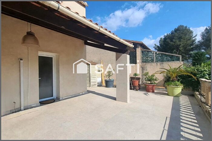 Maison à vendre - Roquevaire - 5 pièces - 4 chambres