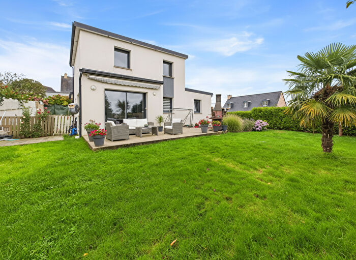 Maison à vendre - Pluguffan - 4 pièces - 3 chambres