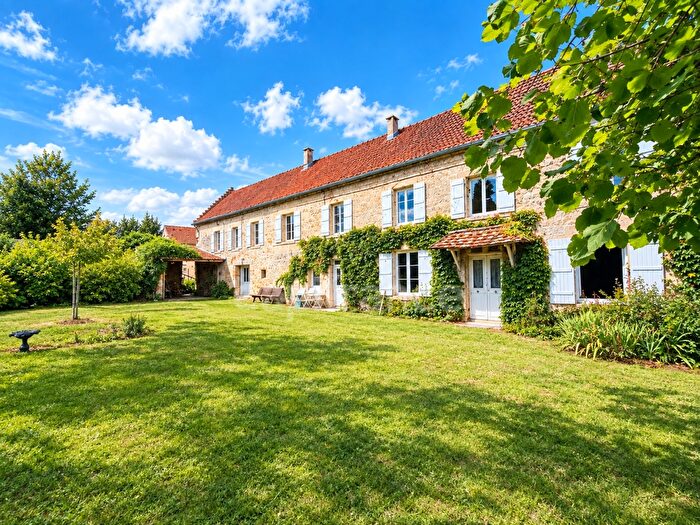 Russy-Bémont - Maison 11 pièces à vendre
