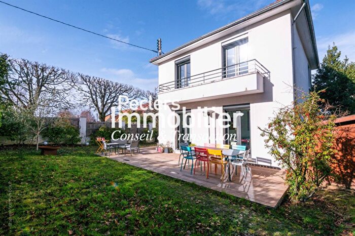 Maison à vendre - Rueil-Malmaison, Buzenval - 5 pièces - 4 chambres