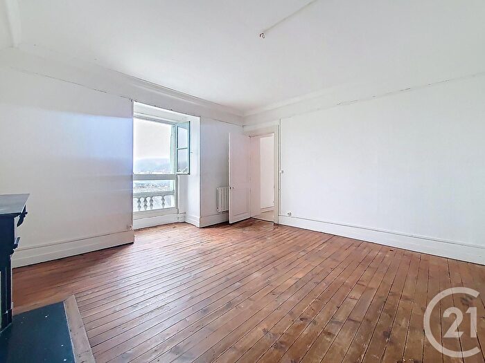 Appartement à louer - Rouen, Vieux Marché, Cathédrale - 4 pièces - 3 chambres