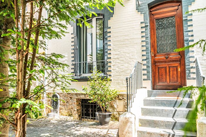 Boulogne-Billancourt, Menus, Jean Baptiste Clément : Maison 6 pièces à vendre