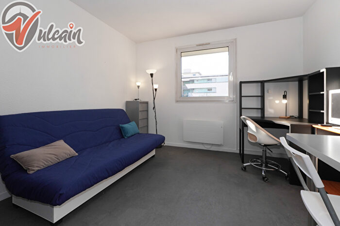 Appartement à vendre - Clermont-Ferrand, Saint-Jacques - 1 pièce