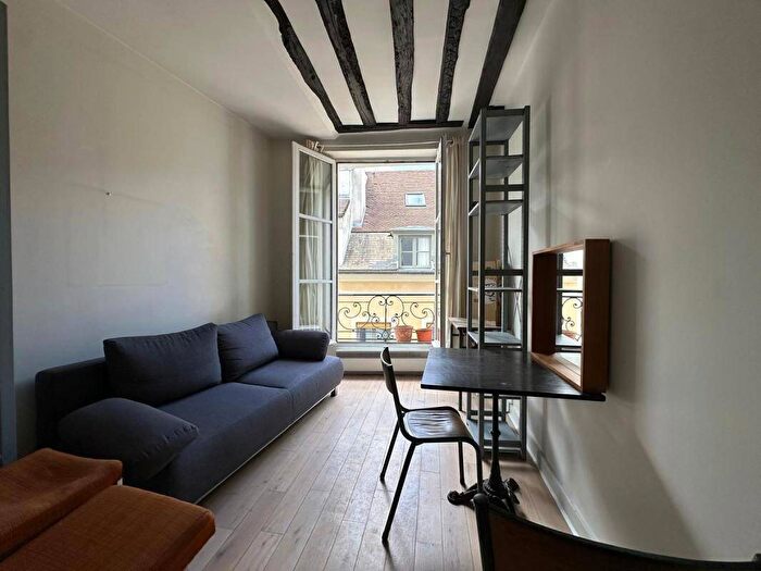 Appartement à louer - Saint Gervais, Paris ème arrondissement - 1 pièce