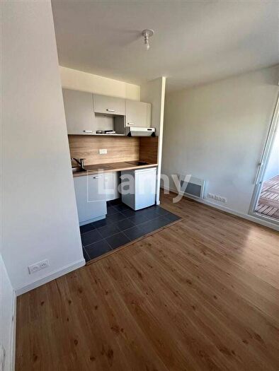 Appartement 1 pièce à louer à Chalâtres, Nantes