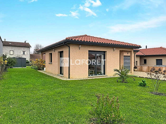 Maison à vendre - Saint-Julien-sur-Veyle - 5 pièces - 3 chambres