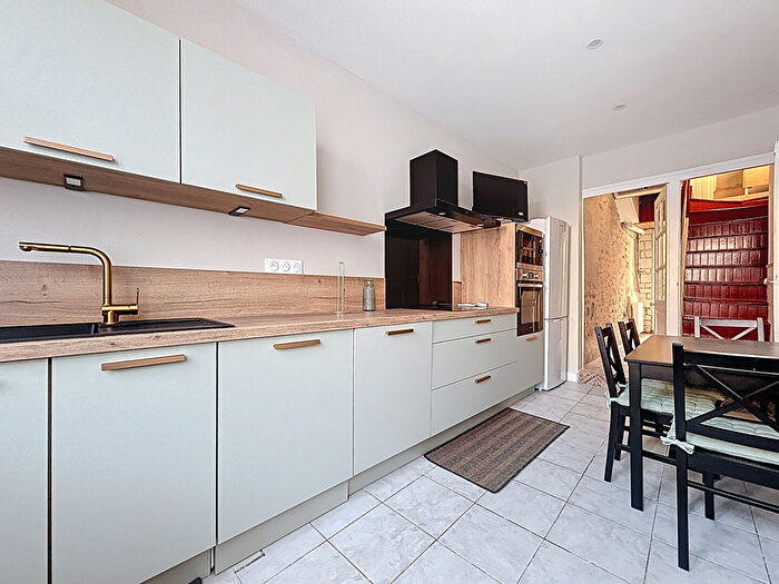 Maison à louer - Montreuil-Bellay - 3 pièces - 1 chambre