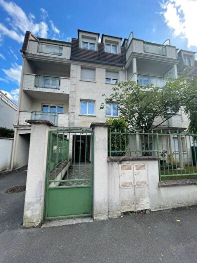 Appartement à louer - Domaine dArmainvilliers, Ozoir-la-Ferrière - 1 pièce