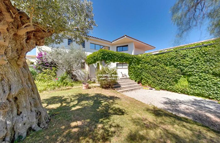 Maison à vendre - Canohès - 7 pièces - 5 chambres