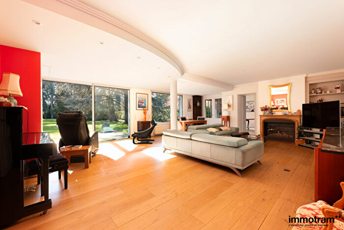 Maison à vendre - Marcq-en-Bar ul, Marcq-en-Baroeul - 9 pièces - 5 chambres