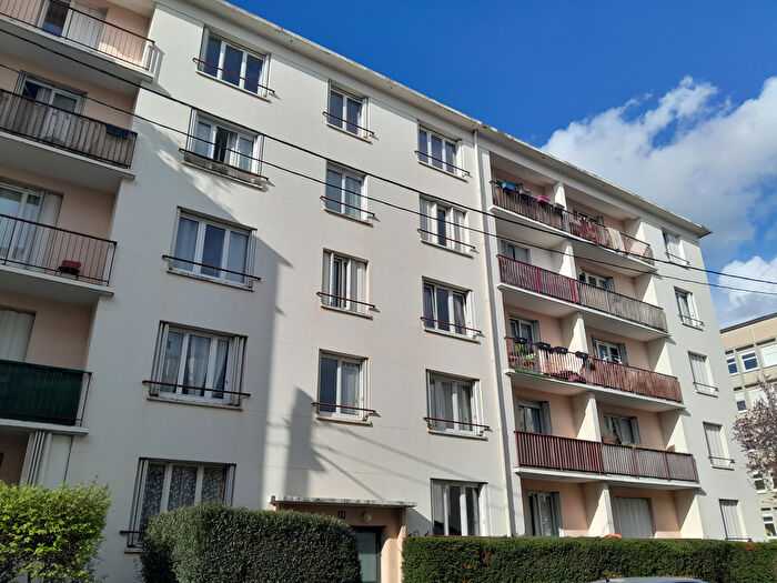 Appartement à louer - Reims, Europe, Chemin Vert - 2 pièces - 1 chambre