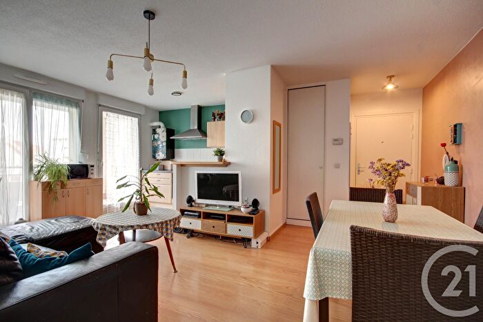 Appartement à vendre - Erstein - 3 pièces - 2 chambres