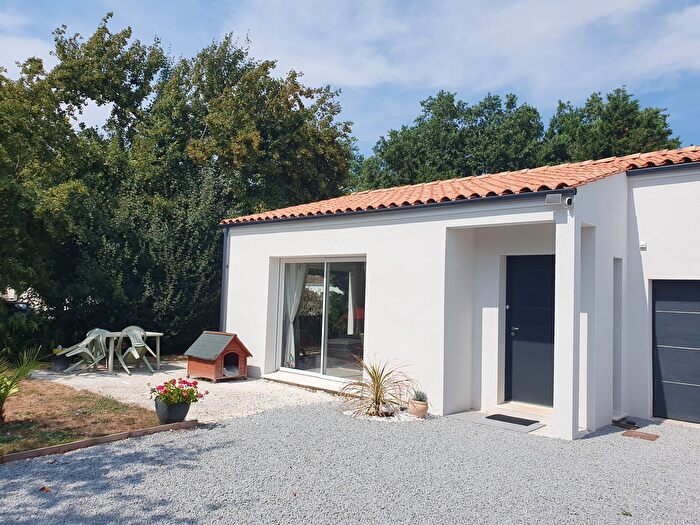 Maison 4 pièces à vendre - Le Chay