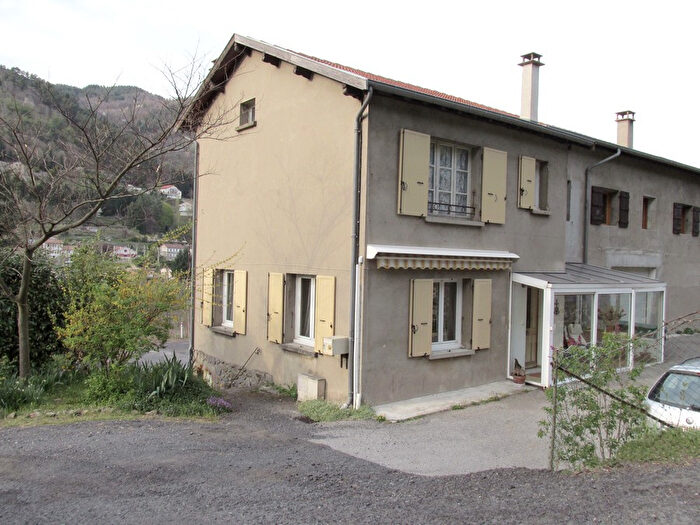 Maison à vendre - Le Cheylard - 5 pièces - 3 chambres