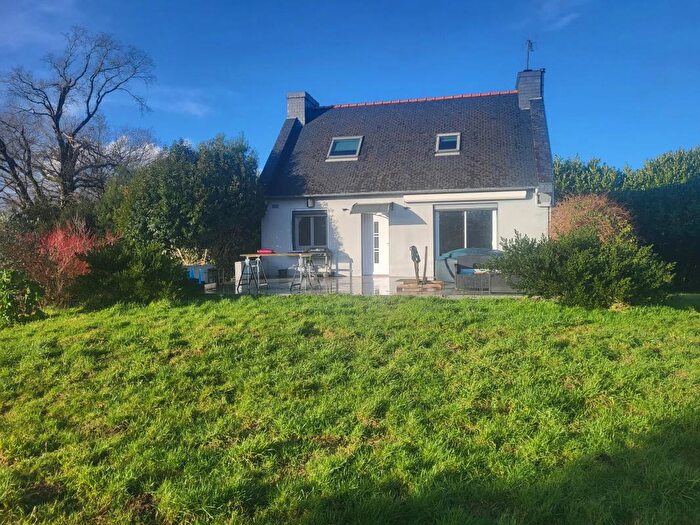 Maison à vendre - Mellac - 6 pièces - 4 chambres