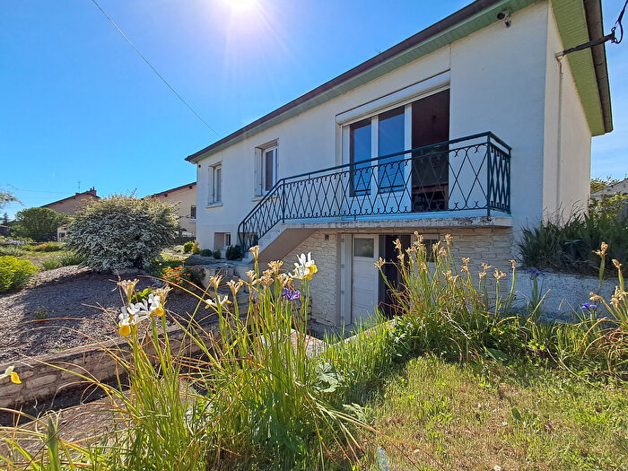 Maison 4 pièces à Jaunay-Clan, à vendre