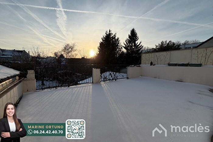 Maison à vendre - Aulnay-sous-Bois, Vieux Pays, Roserai, Bourg - 9 pièces - 4 chambres