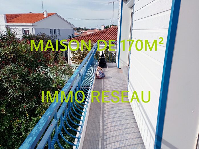 Maison à vendre - Saint-Gilles-Croix-de-Vie - 6 pièces - 3 chambres