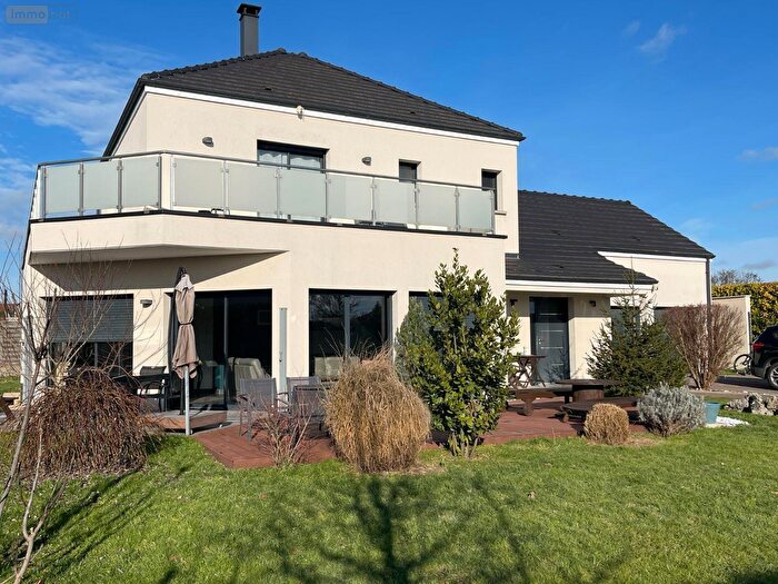Maison 6 pièces à vendre à Lavau