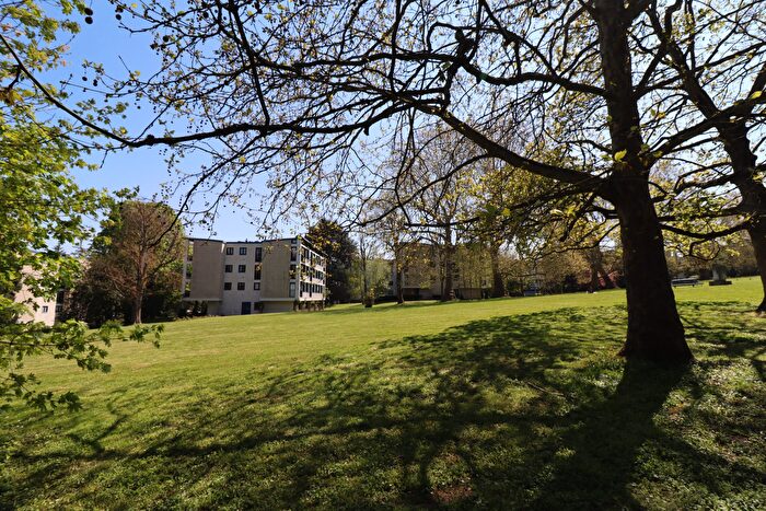 Appartement 4 pièces à Louveciennes, à vendre