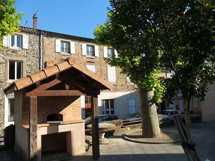 Appartement à louer - Saint-Uze - 4 pièces - 3 chambres