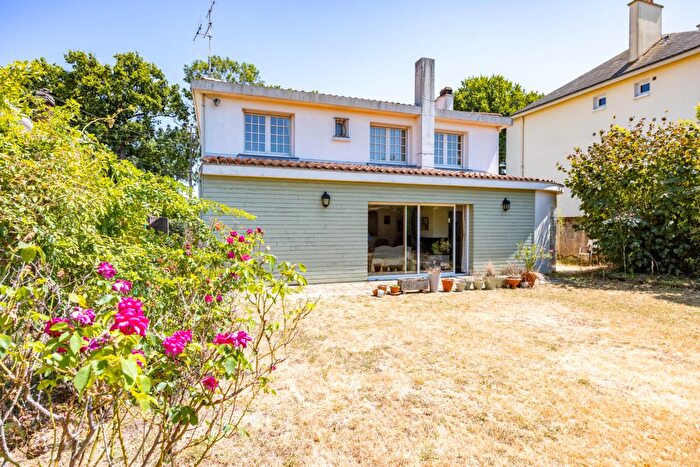 Maison 5 pièces à Rezé, Château, à vendre